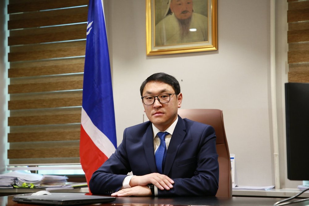 М Амгаланбаатар Амаргүй жилүүдэд шантарч ухраагүй нөхдөөрөө бахархдаг